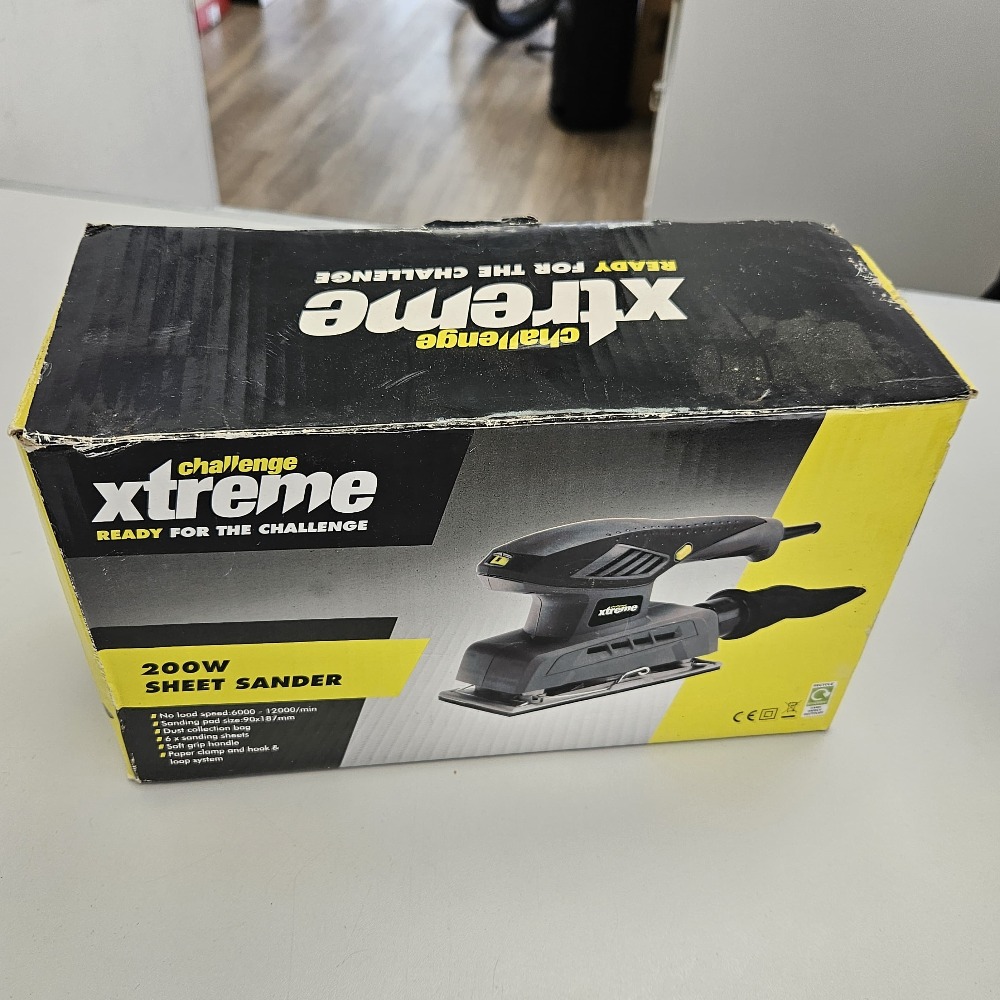 Pre-owned Challenge XTreme 200W Sheet Sander Corded AJ65A Sanding Wood ...
